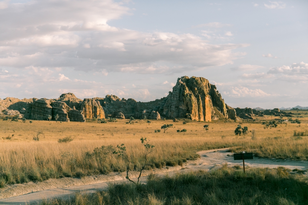 La fenêtre de l’Isalo | Made of Wanderlust